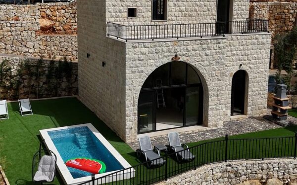 CHABTINE – Sky Village